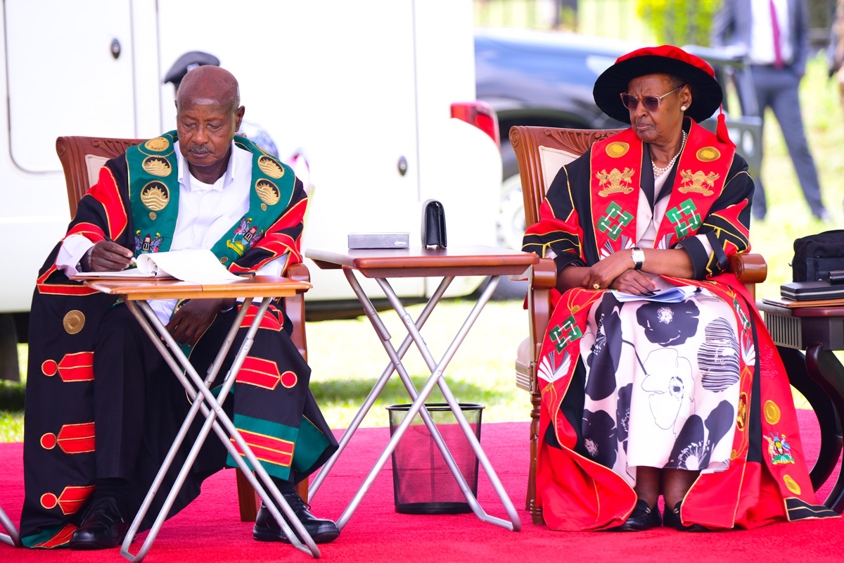 President Museveni Reopens Makerere’s Main Building, Installs Dr ...